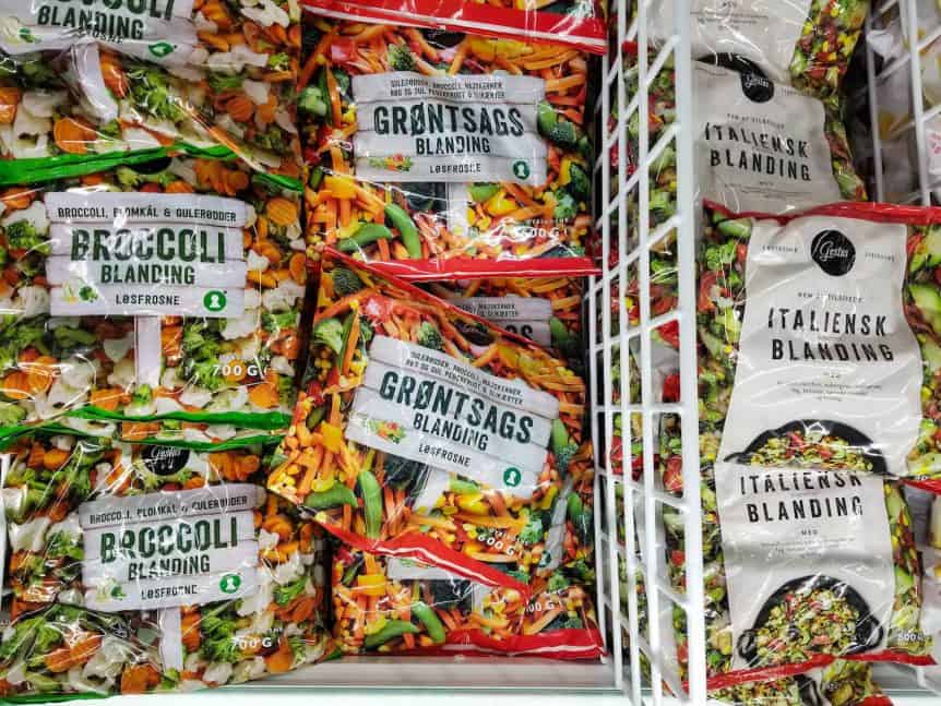 10 Things To KNOW About Iceland Grocery Stores & Supermarkets
