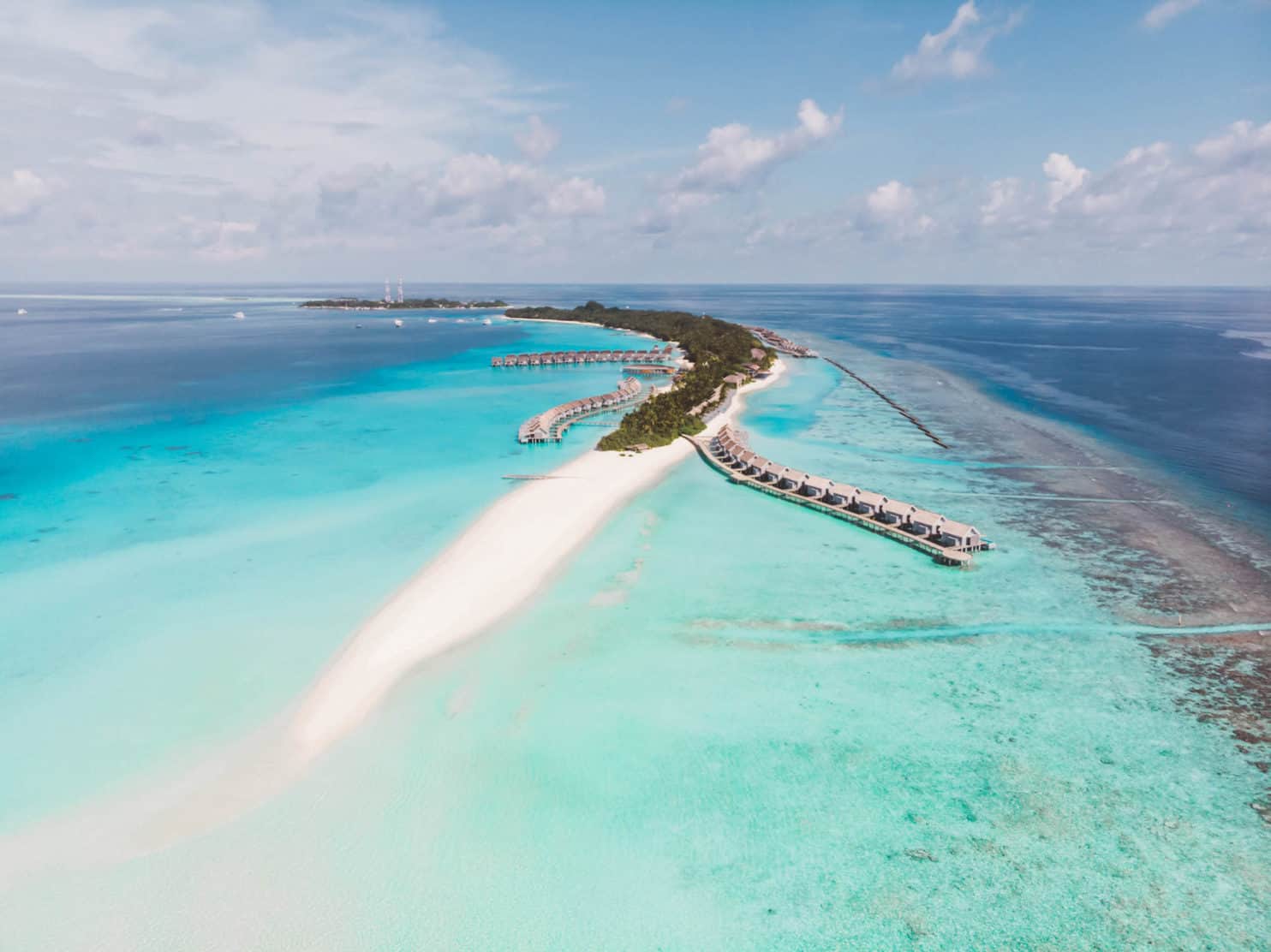 Kuramathi Review • Enjoying The Best Dive Spots In The World