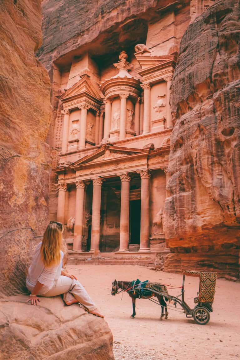 40 FAMOUS Ancient Ruins & Landmarks In The World