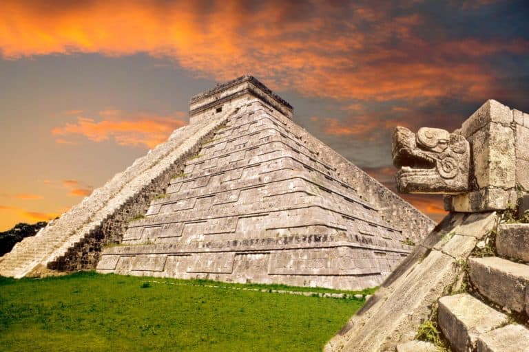 35 Interesting & FUN Facts About Mexico
