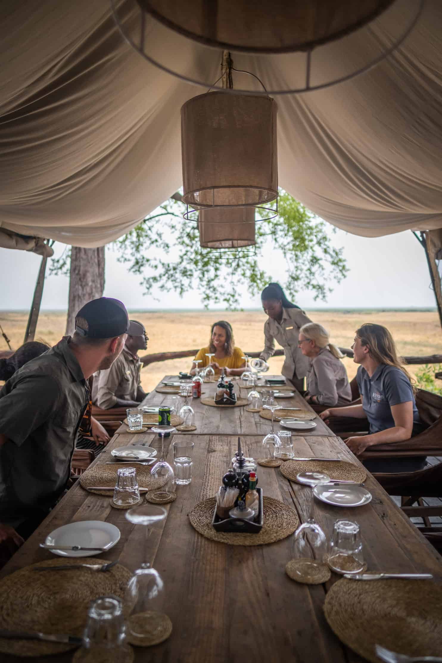 10 BEST Safari Jackets For Men And Women (2023)