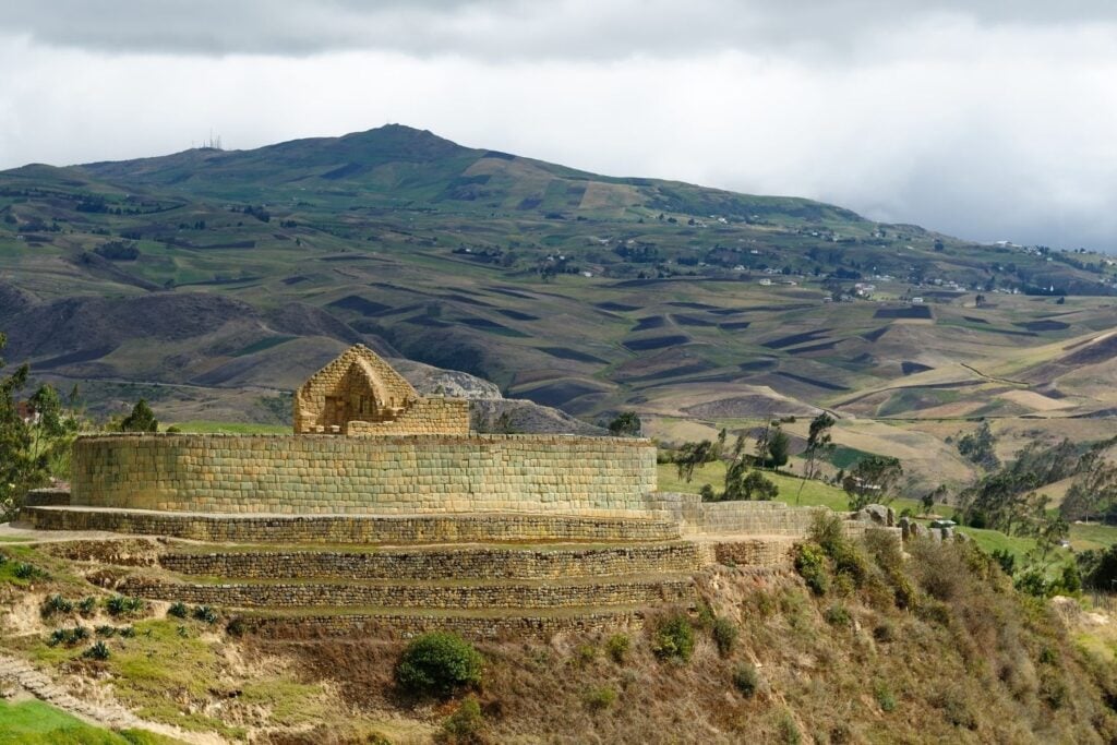 30 FUN & Interesting Facts About Ecuador That Will Blow Your Mind