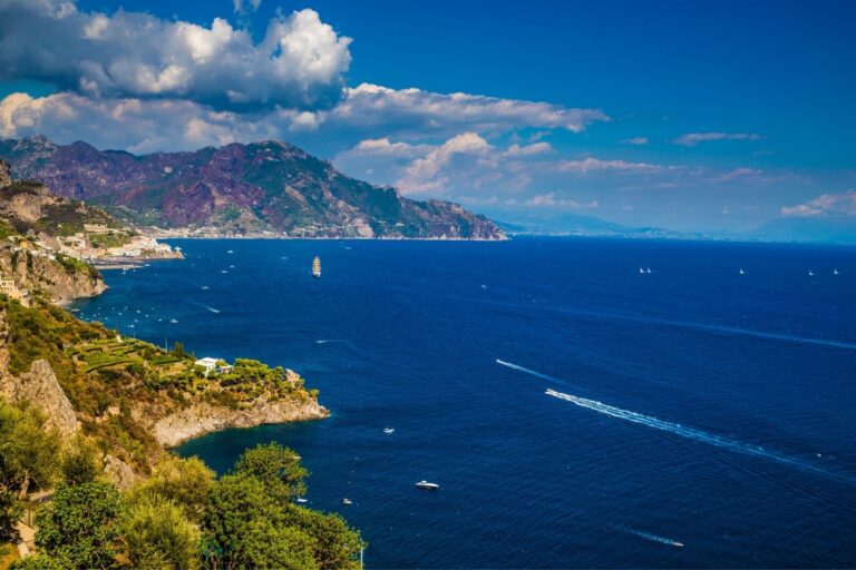 32 FUN & Interesting Facts About Italy To Impress Your Friends