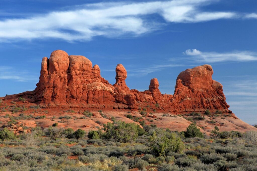 6 BEST Hikes In Moab Add To Your Bucket List