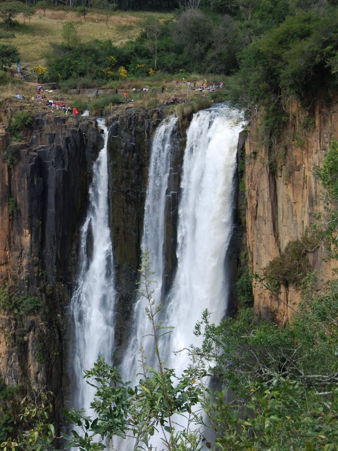 20 FAMOUS Waterfalls In Africa You Have To See To Believe