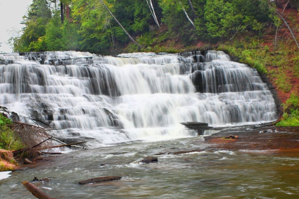 20 Beautiful Waterfalls In Michigan You HAVE To See
