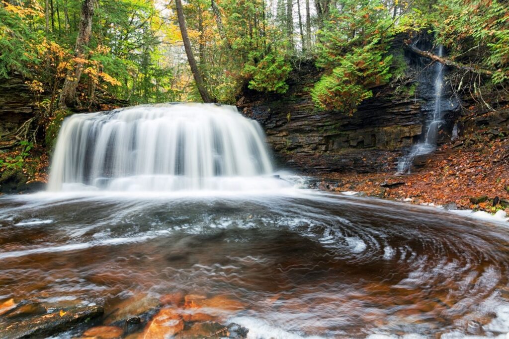 20 Beautiful Waterfalls In Michigan You HAVE To See