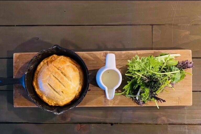22 BEST Traverse City Restaurants To Try In 2026