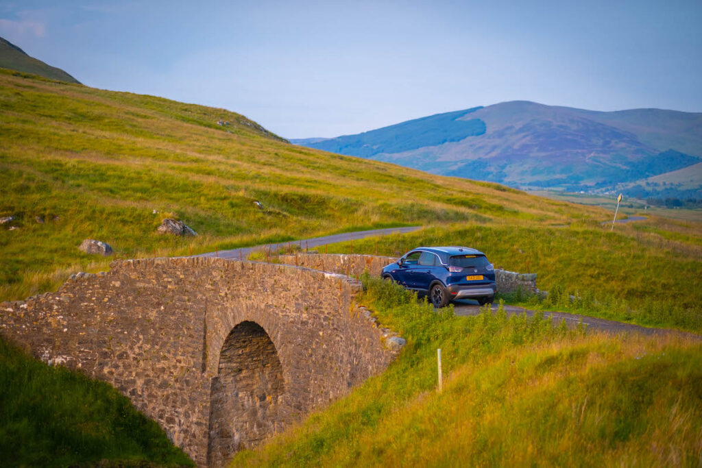 Driving In Scotland? Here Are 13 HELPFUL Tips