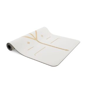 11 BEST Travel Yoga Mats To Buy In (2023)