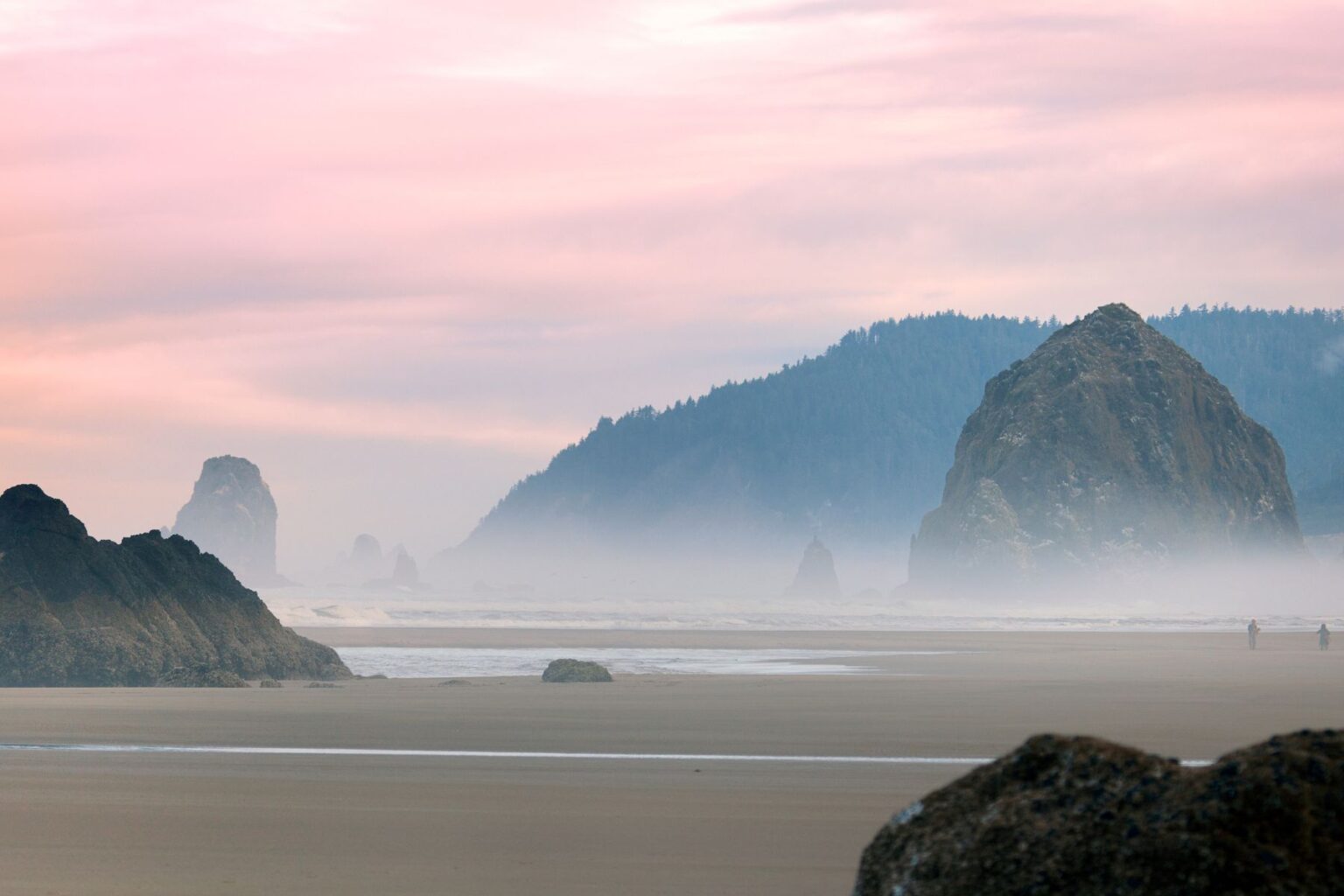 26 BEST Places To Visit In January In The USA