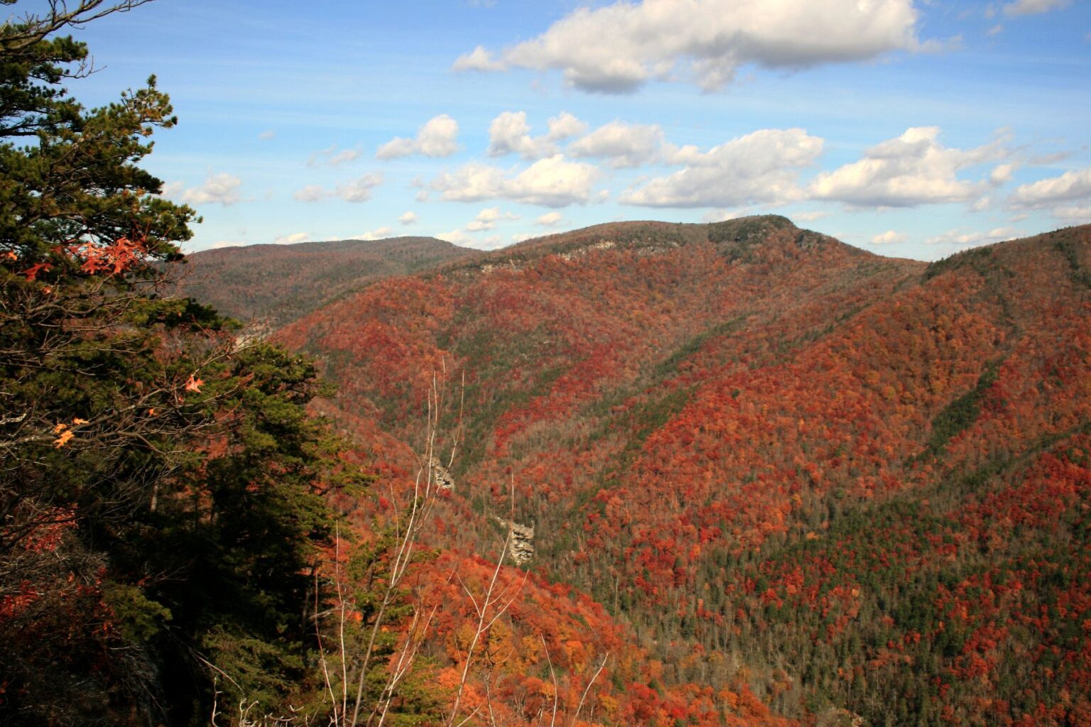 26 BEST Places To Visit In October In The USA