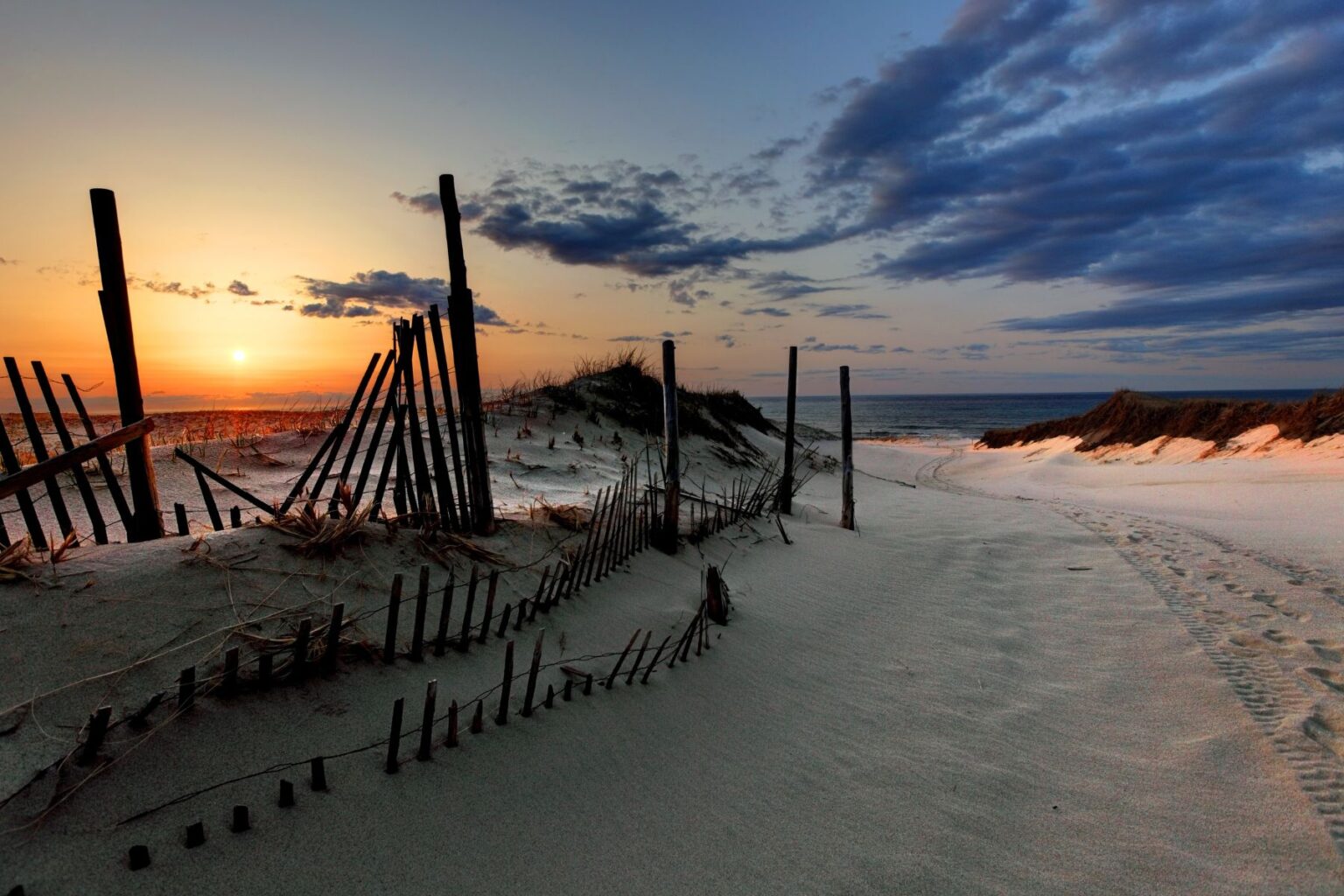 25 BEST Places To Visit In July In The US