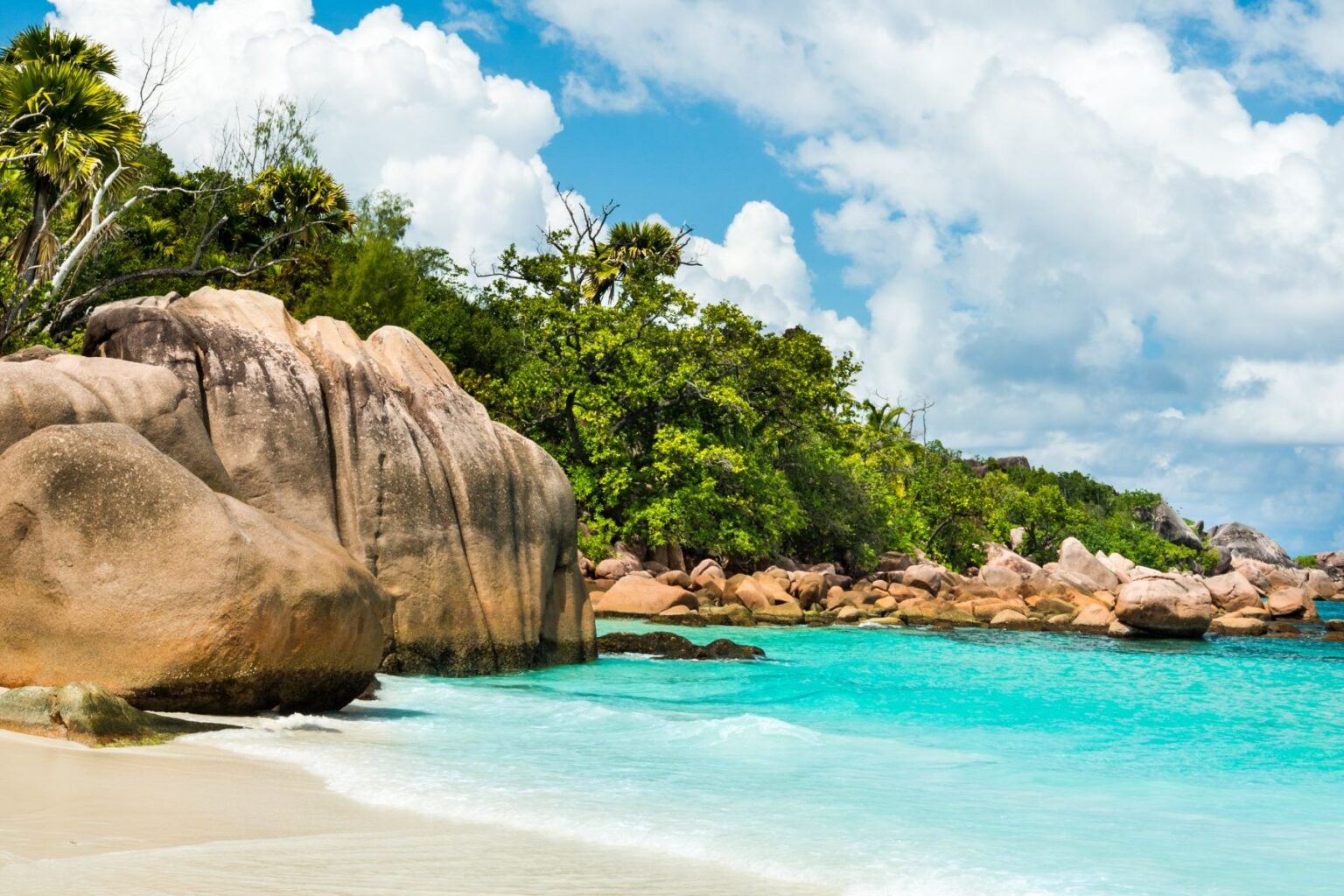 35 BEST Tropical Islands To Visit In The World