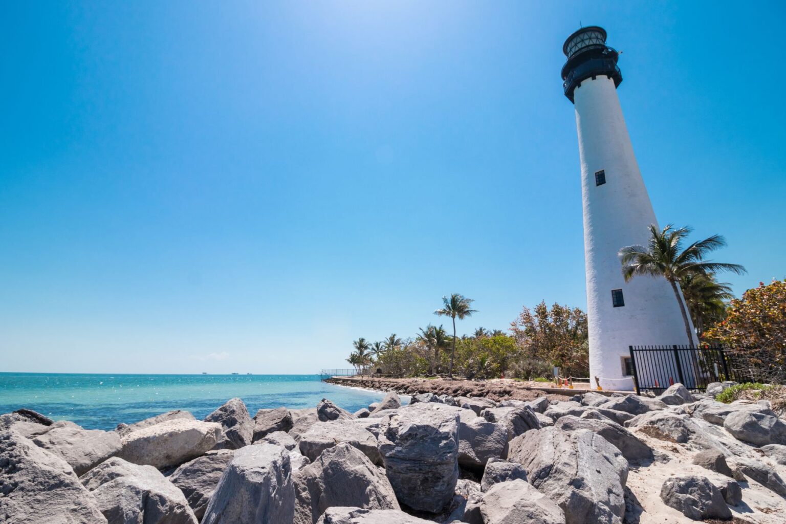 25 BEST Places To Visit In November In The US