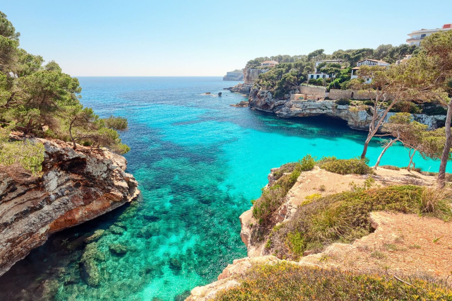32 Most BEAUTIFUL Mediterranean Islands To Visit