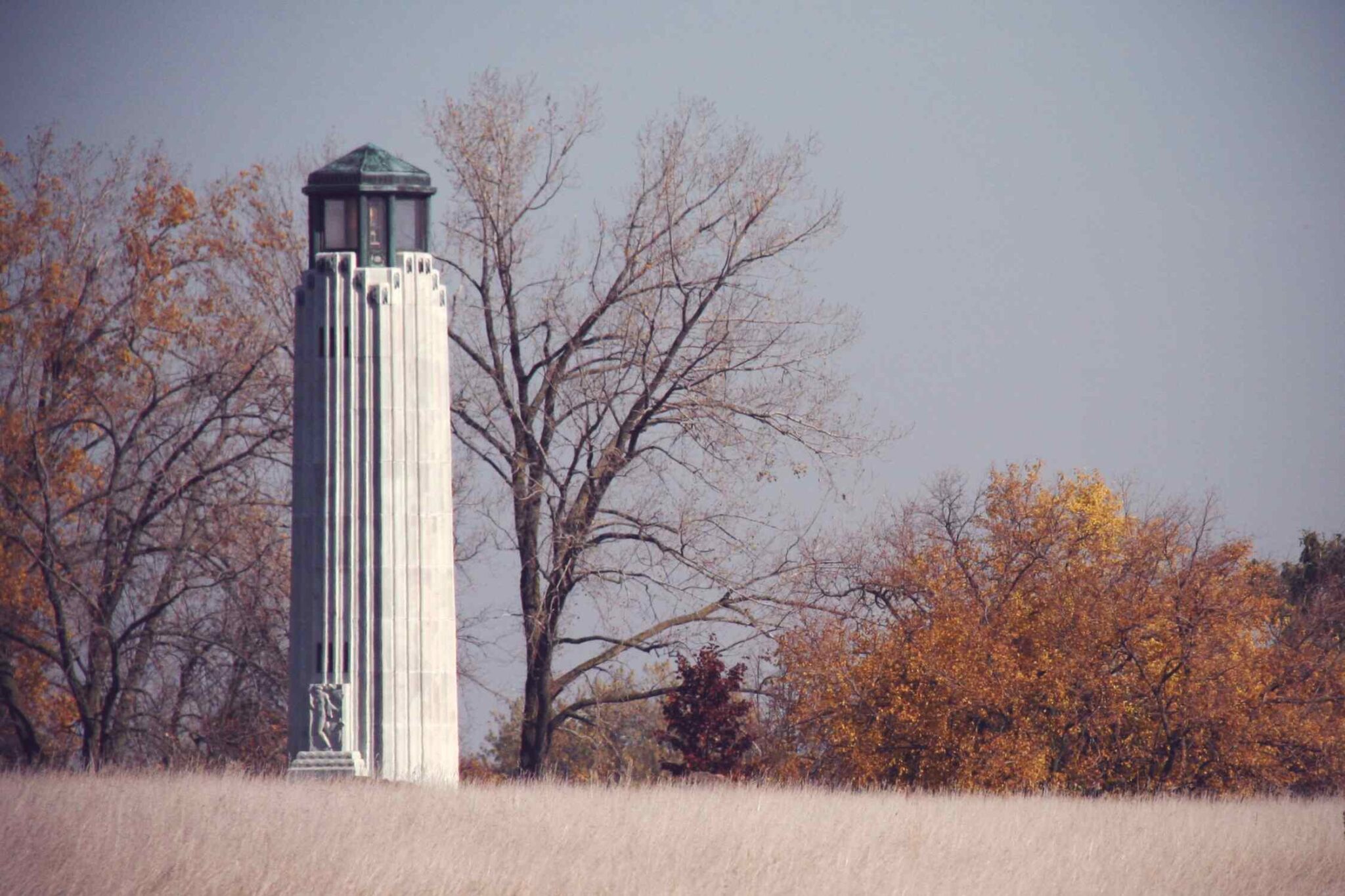 21 BEAUTIFUL Michigan Lighthouses To Visit One Day
