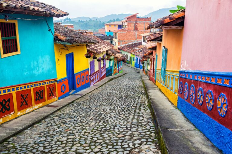 35 FUN And Interesting Facts About Colombia