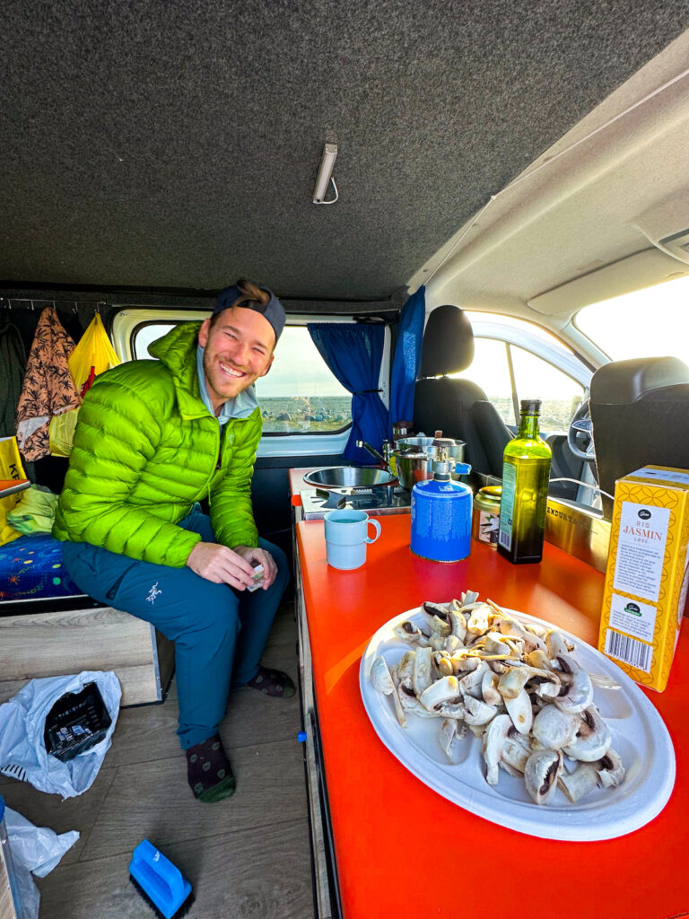 10 Things To KNOW About Iceland Grocery Stores & Supermarkets