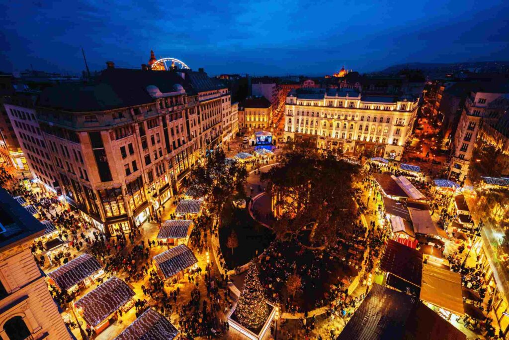 25 BEST Christmas Markets In Europe (2023)
