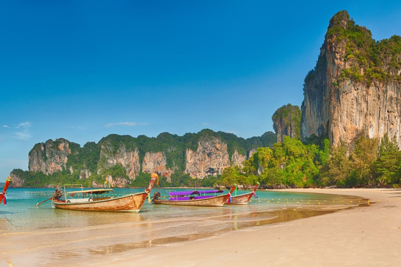 31 BEST Vacation Spots In The World To Visit In 2024