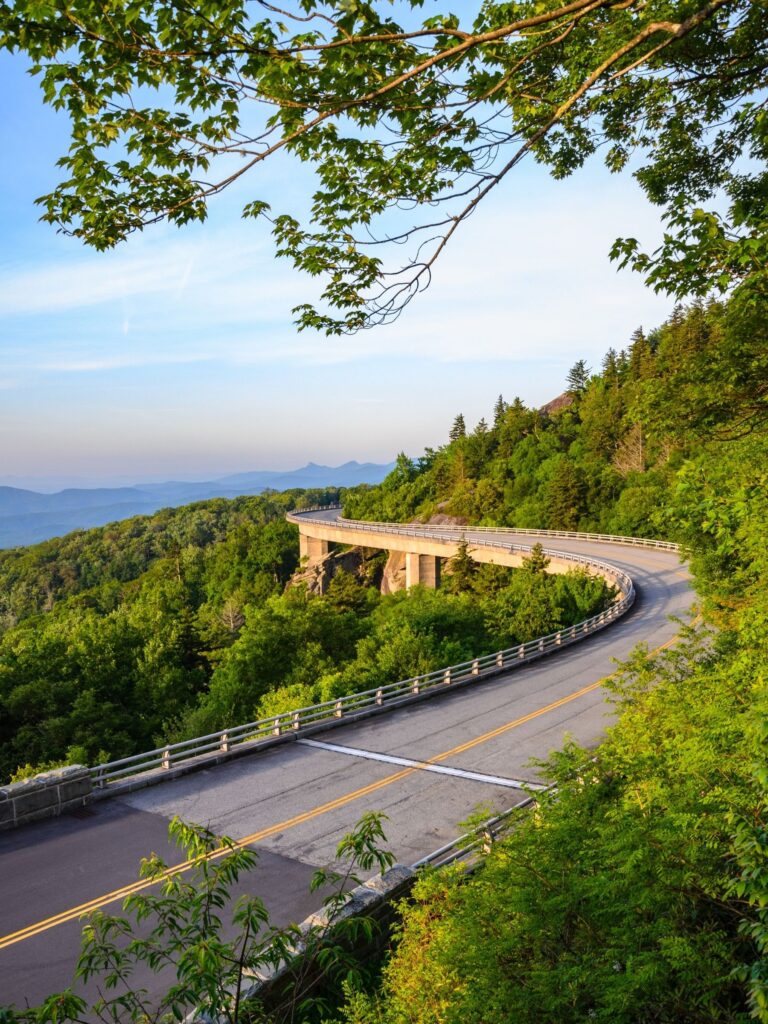 20 Stops Along The Blue Ridge Parkway Drive To Enjoy