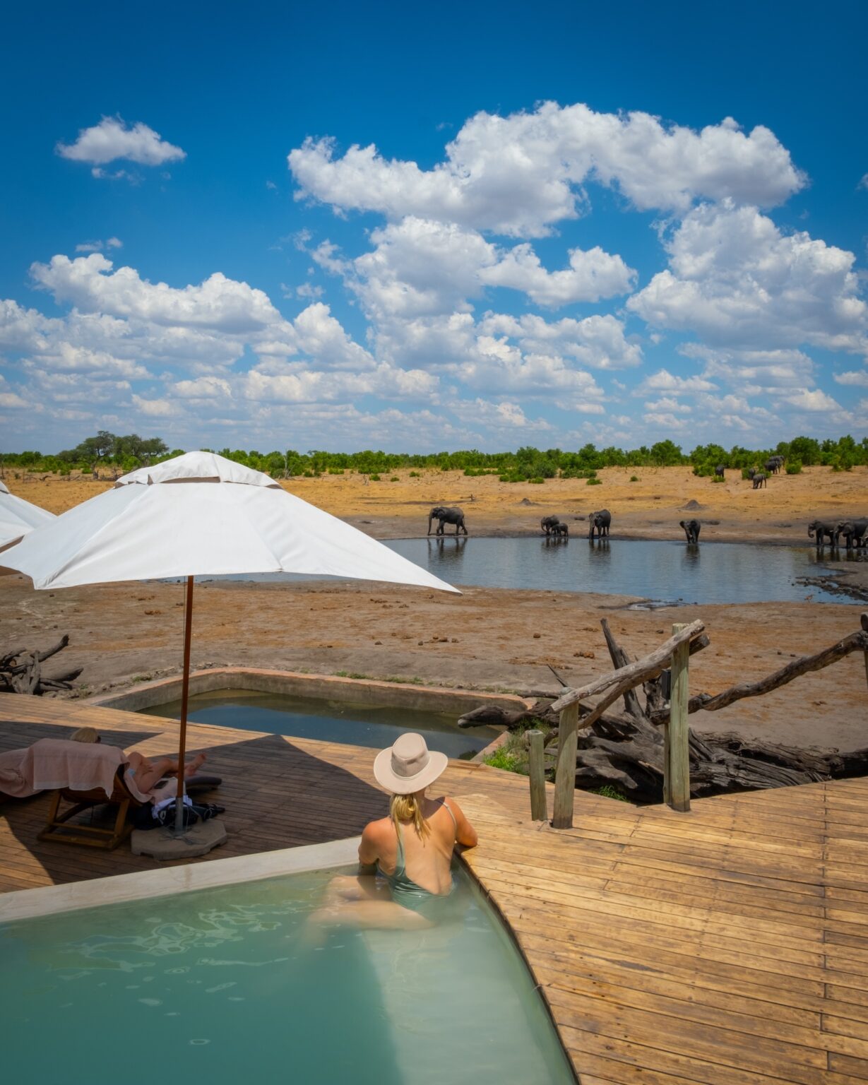 SAFARI OUTFIT Ideas For WOMEN • What To Wear On Safari