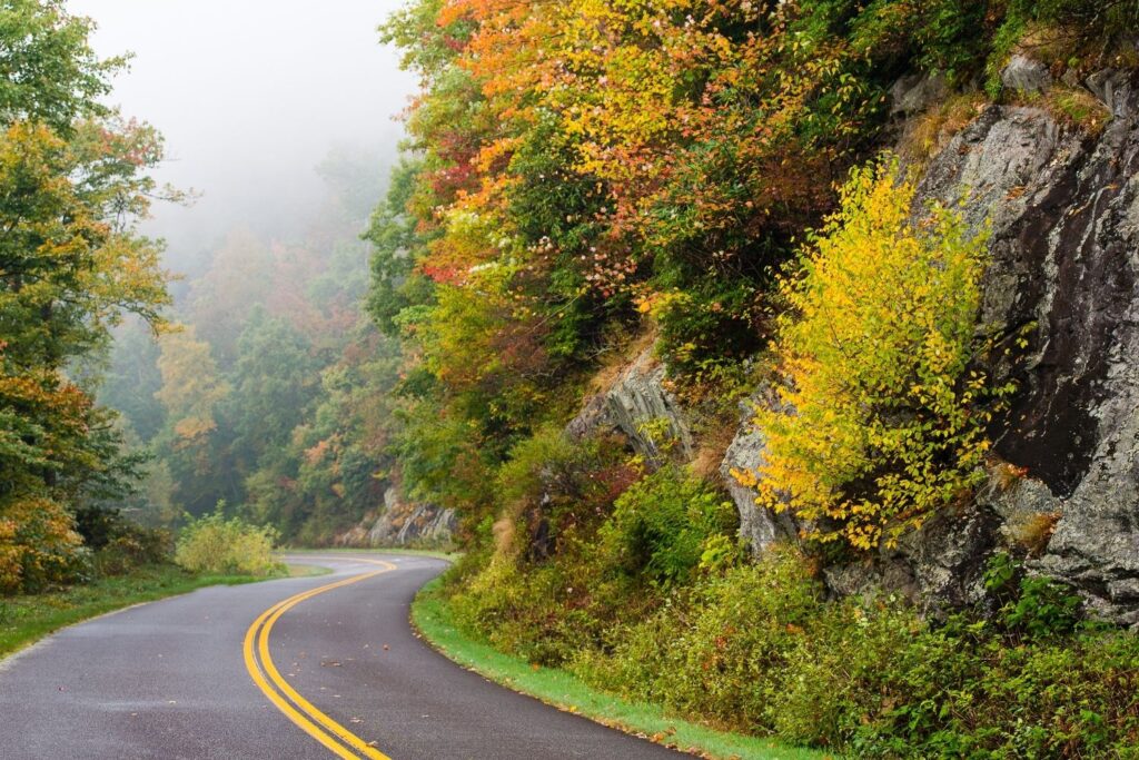 20 Stops Along The Blue Ridge Parkway Drive To Enjoy