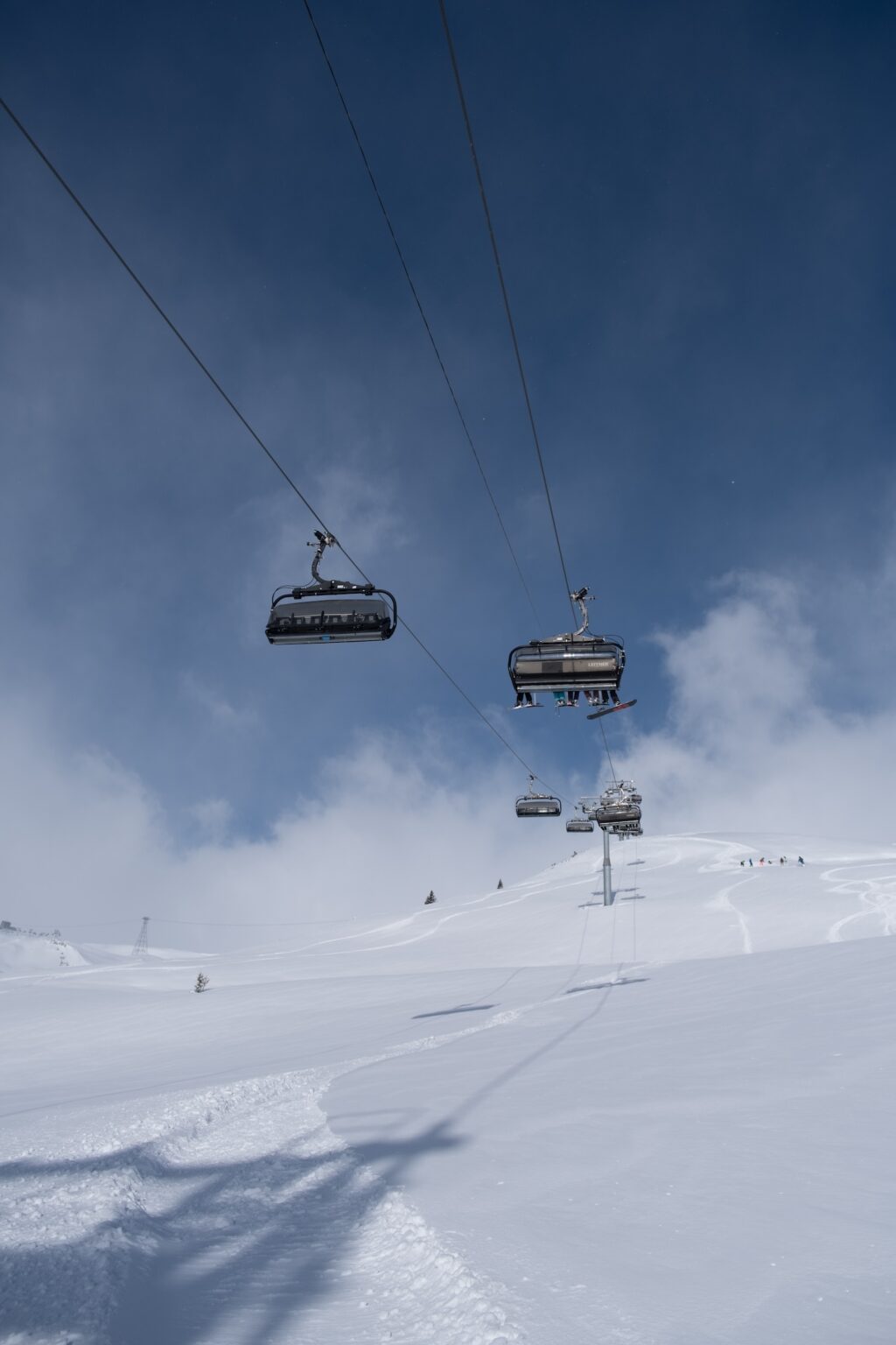 17 Tips For A Perfect Ski Trip To LAAX